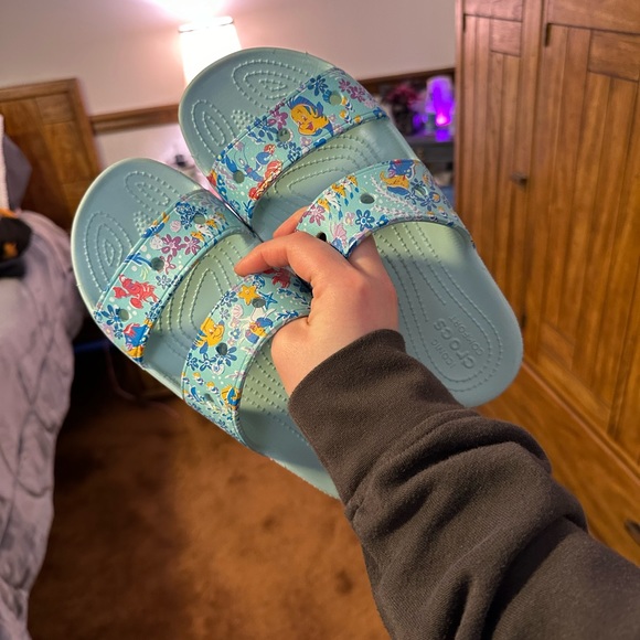 CROCS | Shoes | Disneys Little Mermaid X Vera Bradley Crocs Classic ...